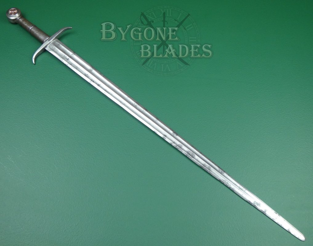 British Victorian Copy of a Medieval Arming Sword. Oakeshott Type XIV ...
