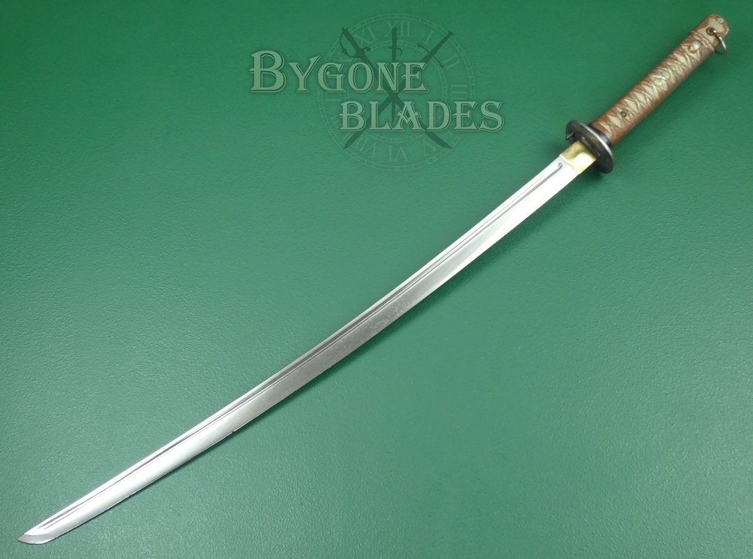 Japanese Type 95 Middle Pattern WW2 NCO Sword. 1941. #2304002 | Bygone ...