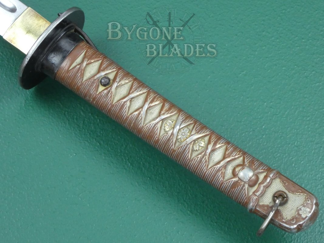 Japanese Type 95 Middle Pattern WW2 NCO Sword. 1941. #2304002 | Bygone ...